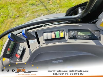 Arbos 3075 mit Kabine und Frontlader | 3075 | ARBOS | Fudex ...