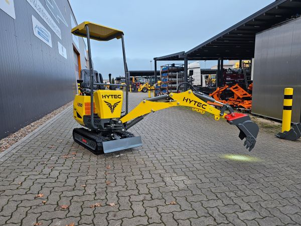 HYTEC® F800 Minibagger – kompakt, stark vielseitig einsetzbar | Fudex ...
