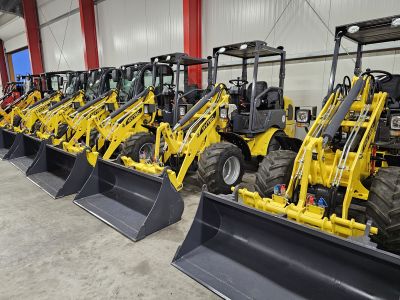 HYTEC FM25 Hoflader (Kabine) | Hytec Hoflader | Baumaschinen | Fudex ...